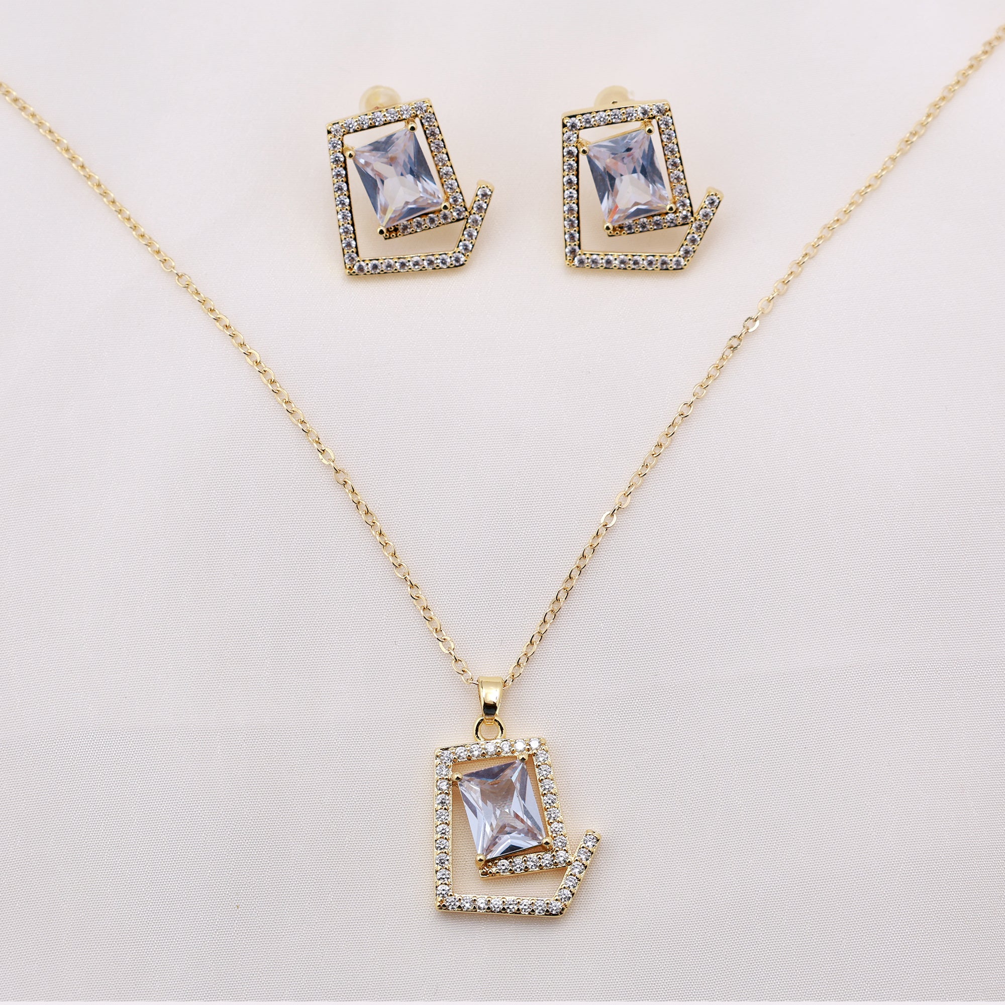 Aurora Frame Pendant Set – 15Rose